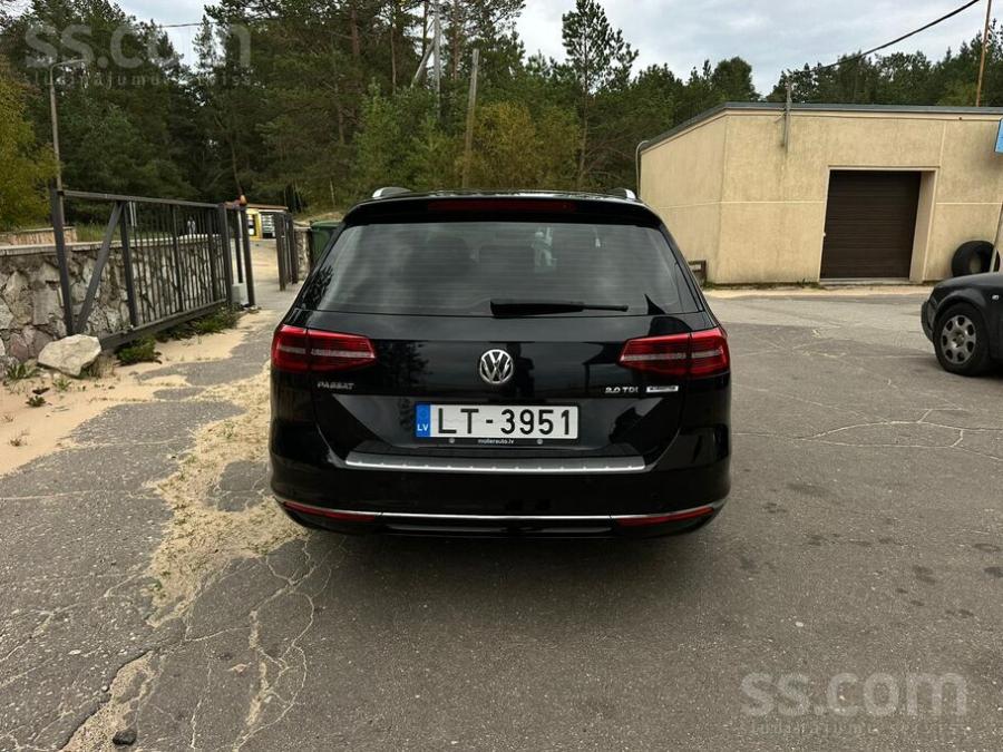 Black Volkswagen Passat B8 2016 in Riga, with an engine capacity of 2.00 L and mileage of 191 thousand km for 10500 €, photo 7 on AUTOMOTO.COM.LV