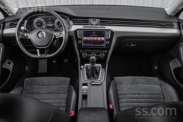 Black Volkswagen Passat B8 2016 in Ogre, with an engine capacity of 2.00 L and mileage of 200 thousand km for 12500 €, photo 9 on AUTOMOTO.COM.LV