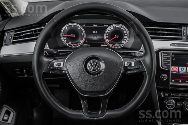 Black Volkswagen Passat B8 2016 in Ogre, with an engine capacity of 2.00 L and mileage of 200 thousand km for 12500 €, photo 11 on AUTOMOTO.COM.LV