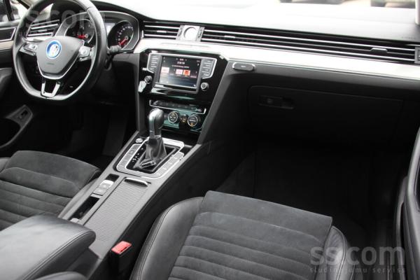 Melns Volkswagen Passat B8 2016 Tukums, ar dzinēja tilpumu 2.00 L un nobraukumu 295 tūkst. km par 8990 €, foto 6 vietnē AUTOMOTO.COM.LV