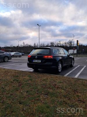 Черный Фольксваген Пассат Б8 2017 в Юрмала, объемом двигателя 1.60 л и пробегом 290 тыс. км за 10500 €, фото 2 на AUTOMOTO.COM.LV