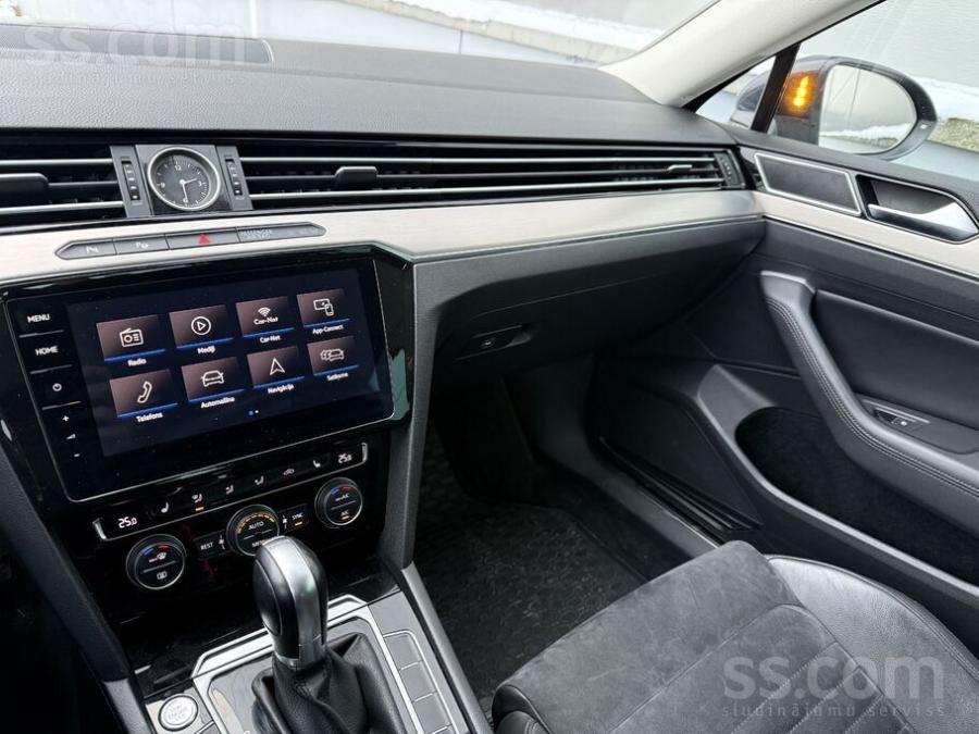 Melns Volkswagen Passat B8 2017 Rīga, ar dzinēja tilpumu 2.00 L un nobraukumu 230 tūkst. km par 11488 €, foto 10 vietnē AUTOMOTO.COM.LV
