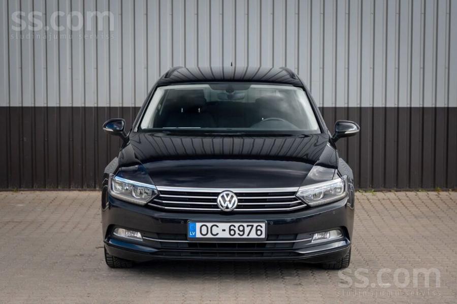 Black Volkswagen Passat B8 2017 in Tukums, with an engine capacity of 1.60 L and mileage of 214 thousand km for 10950 €, photo 2 on AUTOMOTO.COM.LV