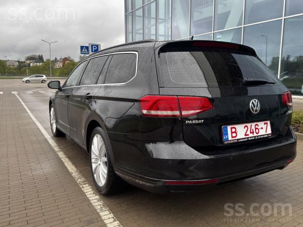 Black Volkswagen Passat B8 2017 in Rezekne, with an engine capacity of 2.00 L and mileage of 259 thousand km for 9700 €, photo 3 on AUTOMOTO.COM.LV