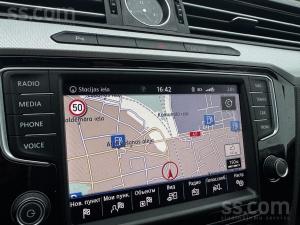 Melns Volkswagen Passat B8 2017 Rēzekne, ar dzinēja tilpumu 2.00 L un nobraukumu 259 tūkst. km par 9700 €, foto 19 vietnē AUTOMOTO.COM.LV