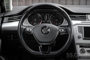 Black Volkswagen Passat B8 2017 in Tukums, with an engine capacity of 1.60 L and mileage of 214 thousand km for 8950 €, photo 20 on AUTOMOTO.COM.LV