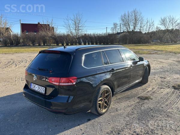 Black Volkswagen Passat B8 2017 in Jelgava, with an engine capacity of 2.00 L and mileage of 214 thousand km for 10000 €, photo 5 on AUTOMOTO.COM.LV