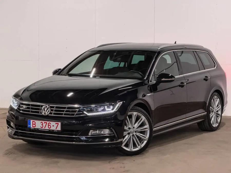 Black Volkswagen Passat B8 2017 in Jurmala, with an engine capacity of 2.00 L and mileage of 231 thousand km for 14750 €, photo 1 on AUTOMOTO.COM.LV