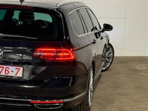 Black Volkswagen Passat B8 2017 in Jurmala, with an engine capacity of 2.00 L and mileage of 231 thousand km for 14750 €, photo 20 on AUTOMOTO.COM.LV