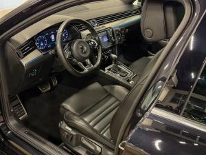 Black Volkswagen Passat B8 2017 in Jurmala, with an engine capacity of 2.00 L and mileage of 231 thousand km for 14750 €, photo 23 on AUTOMOTO.COM.LV