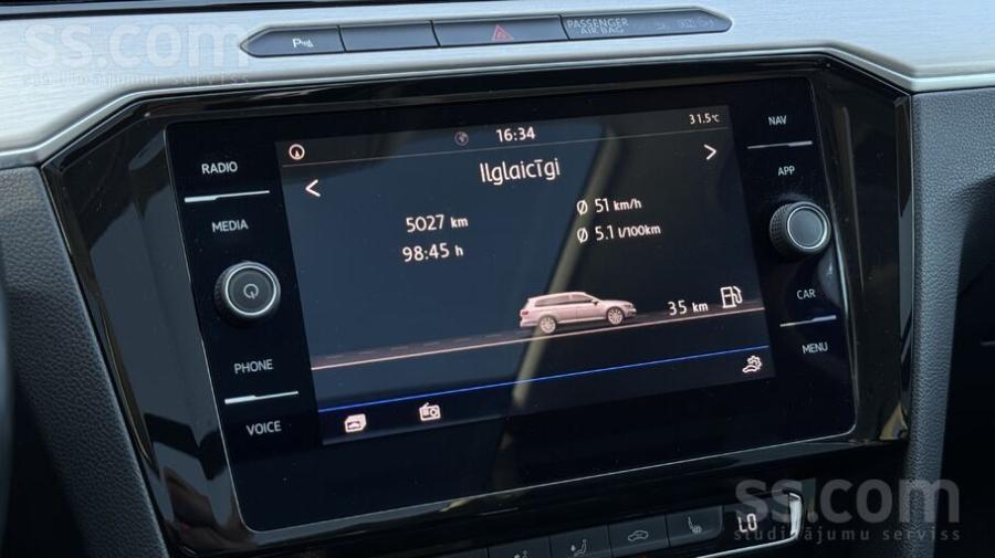 Melns Volkswagen Passat B8 2017 Rīga, ar dzinēja tilpumu 1.60 L un nobraukumu 240 tūkst. km par 8990 €, foto 20 vietnē AUTOMOTO.COM.LV
