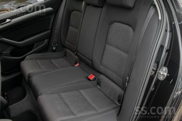 Melns Volkswagen Passat B8 2017 Tukums, ar dzinēja tilpumu 2.00 L un nobraukumu 155 tūkst. km par 10990 €, foto 9 vietnē AUTOMOTO.COM.LV