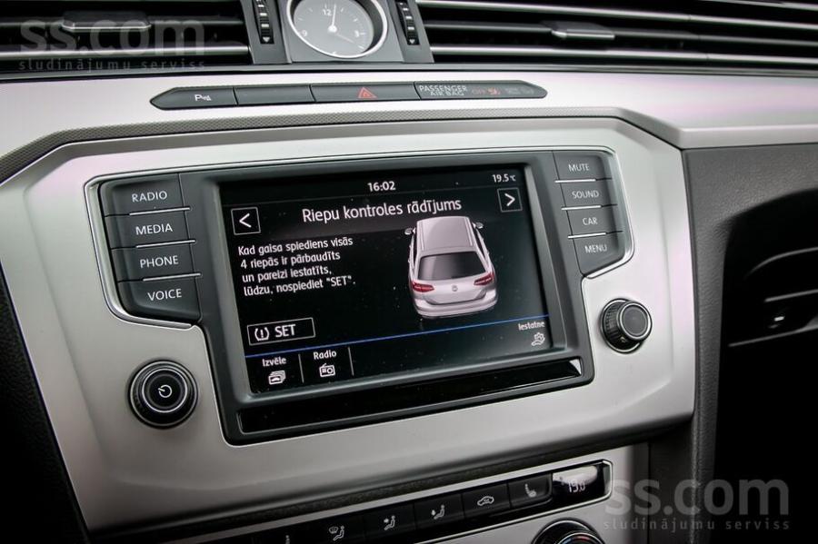 Melns Volkswagen Passat B8 2017 Tukums, ar dzinēja tilpumu 2.00 L un nobraukumu 155 tūkst. km par 10990 €, foto 11 vietnē AUTOMOTO.COM.LV