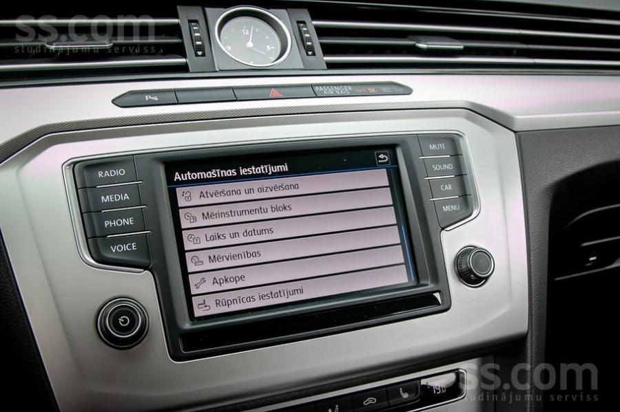 Melns Volkswagen Passat B8 2017 Tukums, ar dzinēja tilpumu 2.00 L un nobraukumu 155 tūkst. km par 10990 €, foto 12 vietnē AUTOMOTO.COM.LV