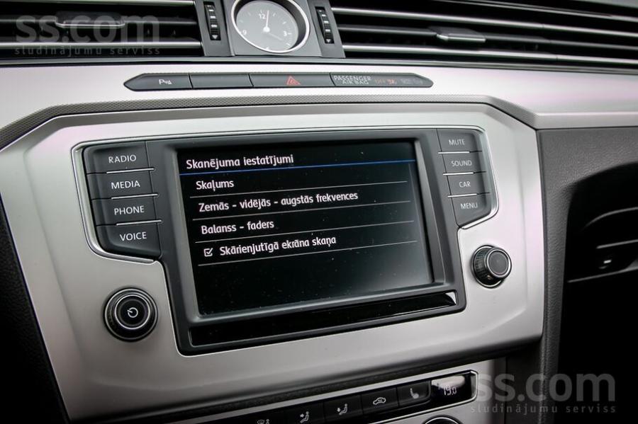 Melns Volkswagen Passat B8 2017 Tukums, ar dzinēja tilpumu 2.00 L un nobraukumu 155 tūkst. km par 10990 €, foto 23 vietnē AUTOMOTO.COM.LV