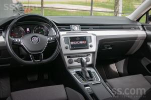Melns Volkswagen Passat B8 2017 Tukums, ar dzinēja tilpumu 2.00 L un nobraukumu 155 tūkst. km par 10990 €, foto 29 vietnē AUTOMOTO.COM.LV