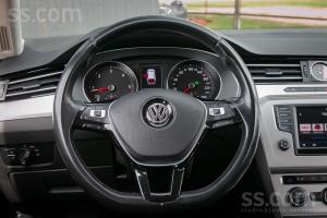 Melns Volkswagen Passat B8 2017 Tukums, ar dzinēja tilpumu 2.00 L un nobraukumu 155 tūkst. km par 10990 €, foto 30 vietnē AUTOMOTO.COM.LV