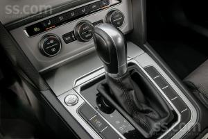Melns Volkswagen Passat B8 2017 Tukums, ar dzinēja tilpumu 2.00 L un nobraukumu 155 tūkst. km par 10990 €, foto 33 vietnē AUTOMOTO.COM.LV