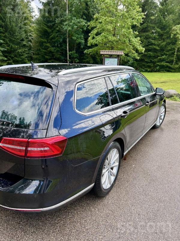 Black Volkswagen Passat B8 2017 in Riga, with an engine capacity of 2.00 L and mileage of 241 thousand km for 11200 €, photo 5 on AUTOMOTO.COM.LV