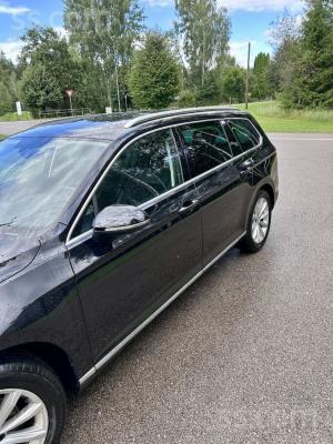 Black Volkswagen Passat B8 2017 in Riga, with an engine capacity of 2.00 L and mileage of 241 thousand km for 11200 €, photo 4 on AUTOMOTO.COM.LV