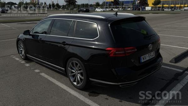 Black Volkswagen Passat B8 2017 in Riga, with an engine capacity of 2.00 L and mileage of 224 thousand km for 16900 €, photo 7 on AUTOMOTO.COM.LV