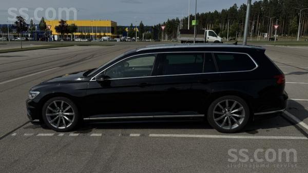 Black Volkswagen Passat B8 2017 in Riga, with an engine capacity of 2.00 L and mileage of 224 thousand km for 16900 €, photo 8 on AUTOMOTO.COM.LV
