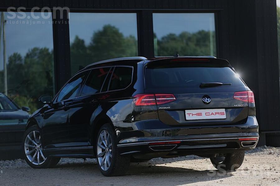 Black Volkswagen Passat B8 2017 in Tukums, with an engine capacity of 2.00 L and mileage of 233 thousand km for 13190 €, photo 5 on AUTOMOTO.COM.LV