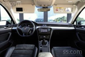 Black Volkswagen Passat B8 2017 in Tukums, with an engine capacity of 2.00 L and mileage of 233 thousand km for 13190 €, photo 8 on AUTOMOTO.COM.LV