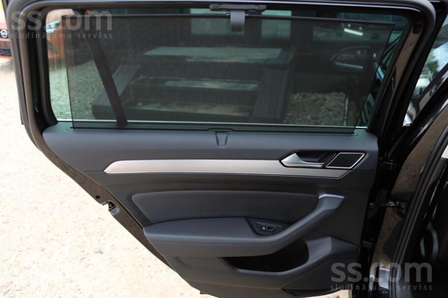 Black Volkswagen Passat B8 2017 in Tukums, with an engine capacity of 2.00 L and mileage of 233 thousand km for 13190 €, photo 14 on AUTOMOTO.COM.LV