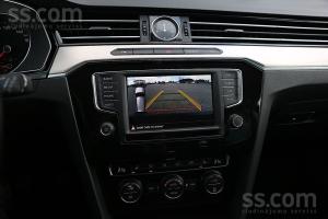 Black Volkswagen Passat B8 2017 in Tukums, with an engine capacity of 2.00 L and mileage of 233 thousand km for 13190 €, photo 18 on AUTOMOTO.COM.LV