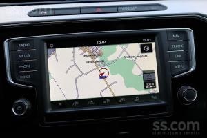 Black Volkswagen Passat B8 2017 in Tukums, with an engine capacity of 2.00 L and mileage of 233 thousand km for 13190 €, photo 19 on AUTOMOTO.COM.LV
