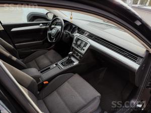 Melns Volkswagen Passat B8 2017 Rīga, ar dzinēja tilpumu 2.00 L un nobraukumu 0 tūkst. km par 8950 €, foto 10 vietnē AUTOMOTO.COM.LV