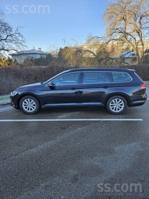 Black Volkswagen Passat B8 2018 in Riga, with an engine capacity of 1.60 L and mileage of 179 thousand km for 13200 €, photo 4 on AUTOMOTO.COM.LV