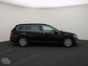 Black Volkswagen Passat B8 2018 in Vilnius, with an engine capacity of 1.40 L and mileage of 192 thousand km for 12199 €, photo 10 on AUTOMOTO.COM.LV