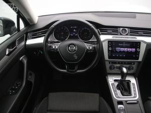 Black Volkswagen Passat B8 2018 in Vilnius, with an engine capacity of 1.40 L and mileage of 192 thousand km for 12199 €, photo 18 on AUTOMOTO.COM.LV