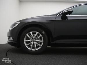 Black Volkswagen Passat B8 2018 in Vilnius, with an engine capacity of 1.40 L and mileage of 192 thousand km for 12199 €, photo 29 on AUTOMOTO.COM.LV