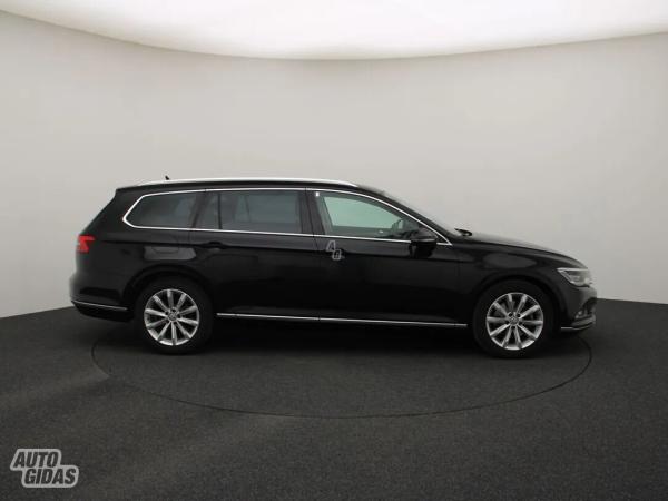 Black Volkswagen Passat B8 2018 in Vilnius, with an engine capacity of 1.60 L and mileage of 131 thousand km for 14999 €, photo 9 on AUTOMOTO.COM.LV