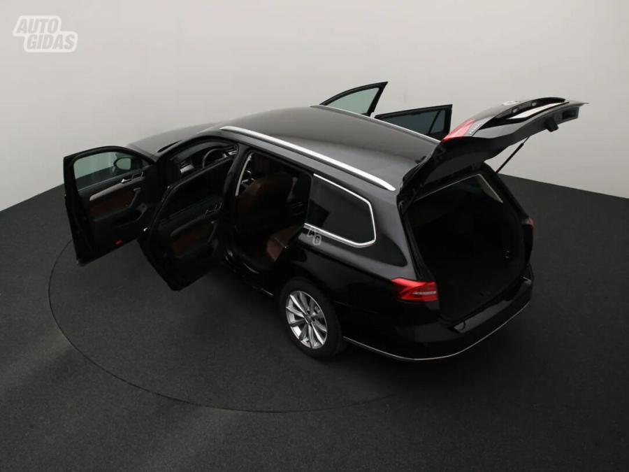 Black Volkswagen Passat B8 2018 in Vilnius, with an engine capacity of 1.60 L and mileage of 131 thousand km for 14999 €, photo 14 on AUTOMOTO.COM.LV
