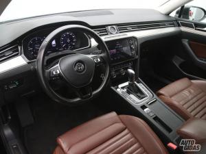 Black Volkswagen Passat B8 2018 in Vilnius, with an engine capacity of 1.60 L and mileage of 131 thousand km for 14999 €, photo 17 on AUTOMOTO.COM.LV