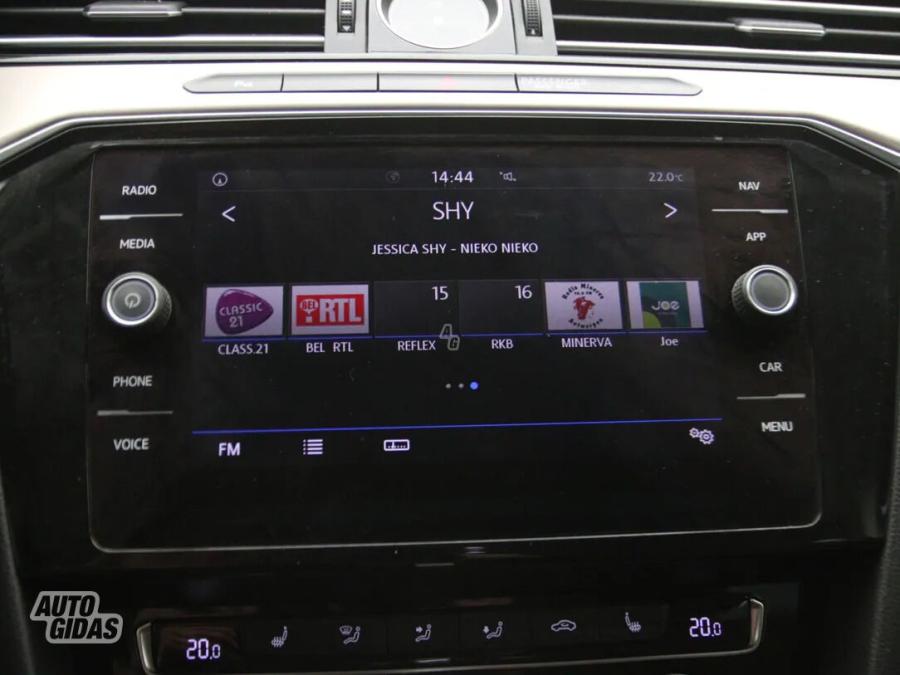 Black Volkswagen Passat B8 2018 in Vilnius, with an engine capacity of 1.60 L and mileage of 131 thousand km for 14999 €, photo 23 on AUTOMOTO.COM.LV