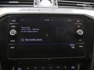 Black Volkswagen Passat B8 2018 in Vilnius, with an engine capacity of 1.60 L and mileage of 131 thousand km for 14999 €, photo 24 on AUTOMOTO.COM.LV