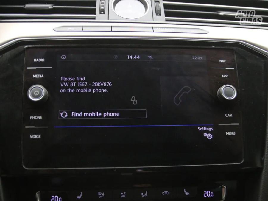 Black Volkswagen Passat B8 2018 in Vilnius, with an engine capacity of 1.60 L and mileage of 131 thousand km for 14999 €, photo 24 on AUTOMOTO.COM.LV