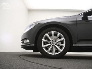 Black Volkswagen Passat B8 2018 in Vilnius, with an engine capacity of 1.60 L and mileage of 131 thousand km for 14999 €, photo 29 on AUTOMOTO.COM.LV