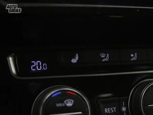 Black Volkswagen Passat B8 2018 in Vilnius, with an engine capacity of 1.60 L and mileage of 131 thousand km for 14999 €, photo 30 on AUTOMOTO.COM.LV