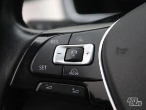 Black Volkswagen Passat B8 2018 in Vilnius, with an engine capacity of 1.60 L and mileage of 131 thousand km for 14999 €, photo 34 on AUTOMOTO.COM.LV