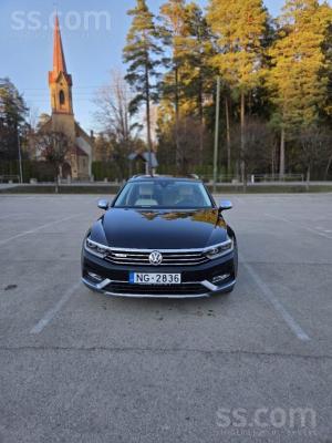 Black Volkswagen Passat B8 2018 in Ogre, with an engine capacity of 2.00 L and mileage of 185 thousand km for 16900 €, photo  on AUTOMOTO.COM.LV