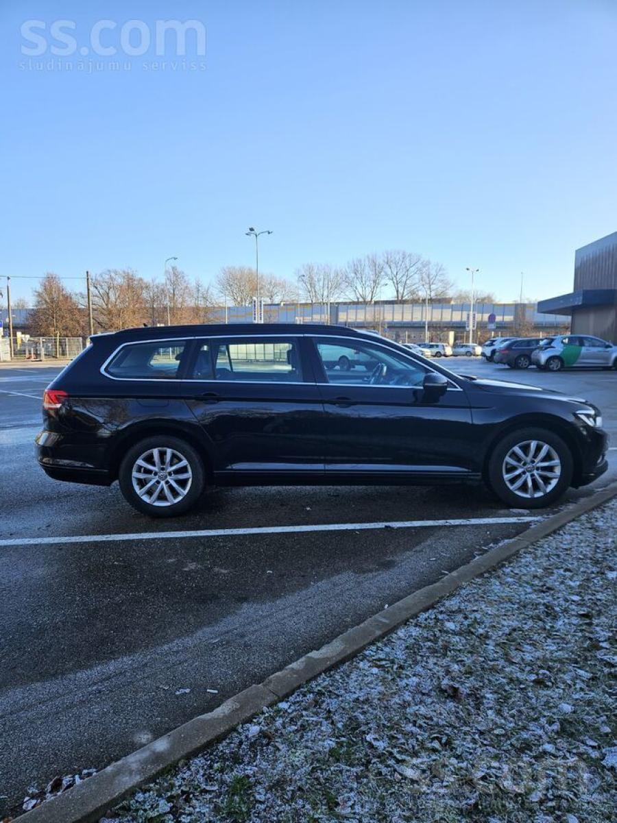 Black Volkswagen Passat B8 2018 in Riga, with an engine capacity of 1.60 L and mileage of 185 thousand km for 11555 €, photo 3 on AUTOMOTO.COM.LV
