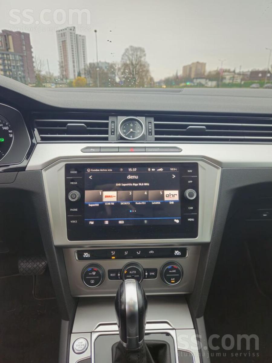 Black Volkswagen Passat B8 2018 in Riga, with an engine capacity of 1.60 L and mileage of 185 thousand km for 11555 €, photo 6 on AUTOMOTO.COM.LV