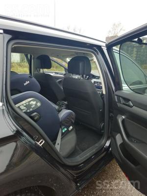 Black Volkswagen Passat B8 2018 in Riga, with an engine capacity of 1.60 L and mileage of 185 thousand km for 11555 €, photo 8 on AUTOMOTO.COM.LV