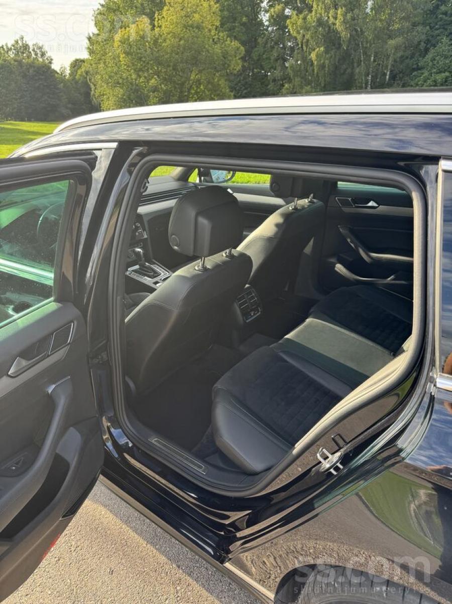 Black Volkswagen Passat B8 2018 in Cesis, with an engine capacity of 1.60 L and mileage of 221 thousand km for 12850 €, photo 9 on AUTOMOTO.COM.LV